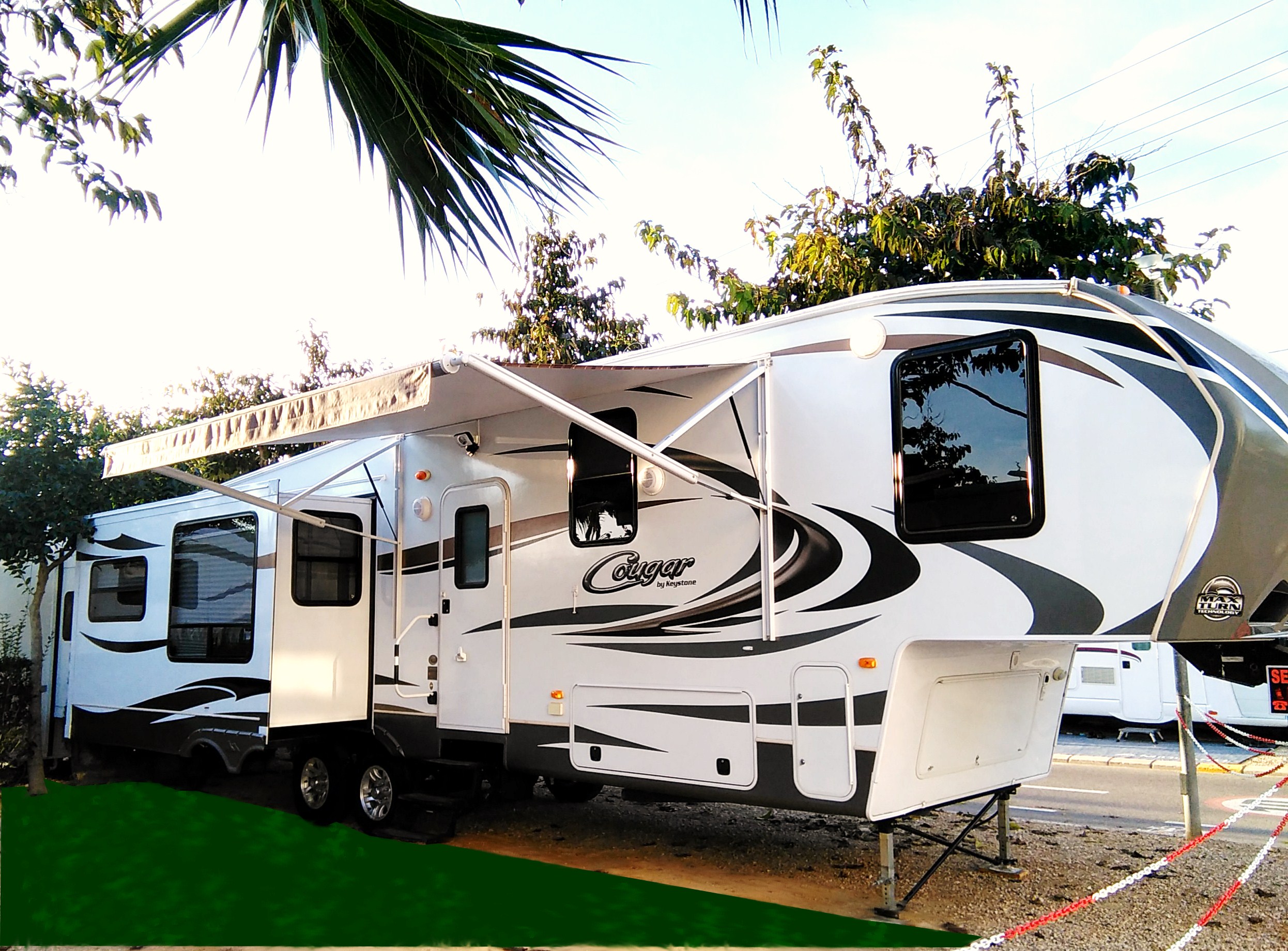 REDUCED PRICE!! Fifth Wheeler For Sale In Benidorm, Costa Blanca, Spain ...