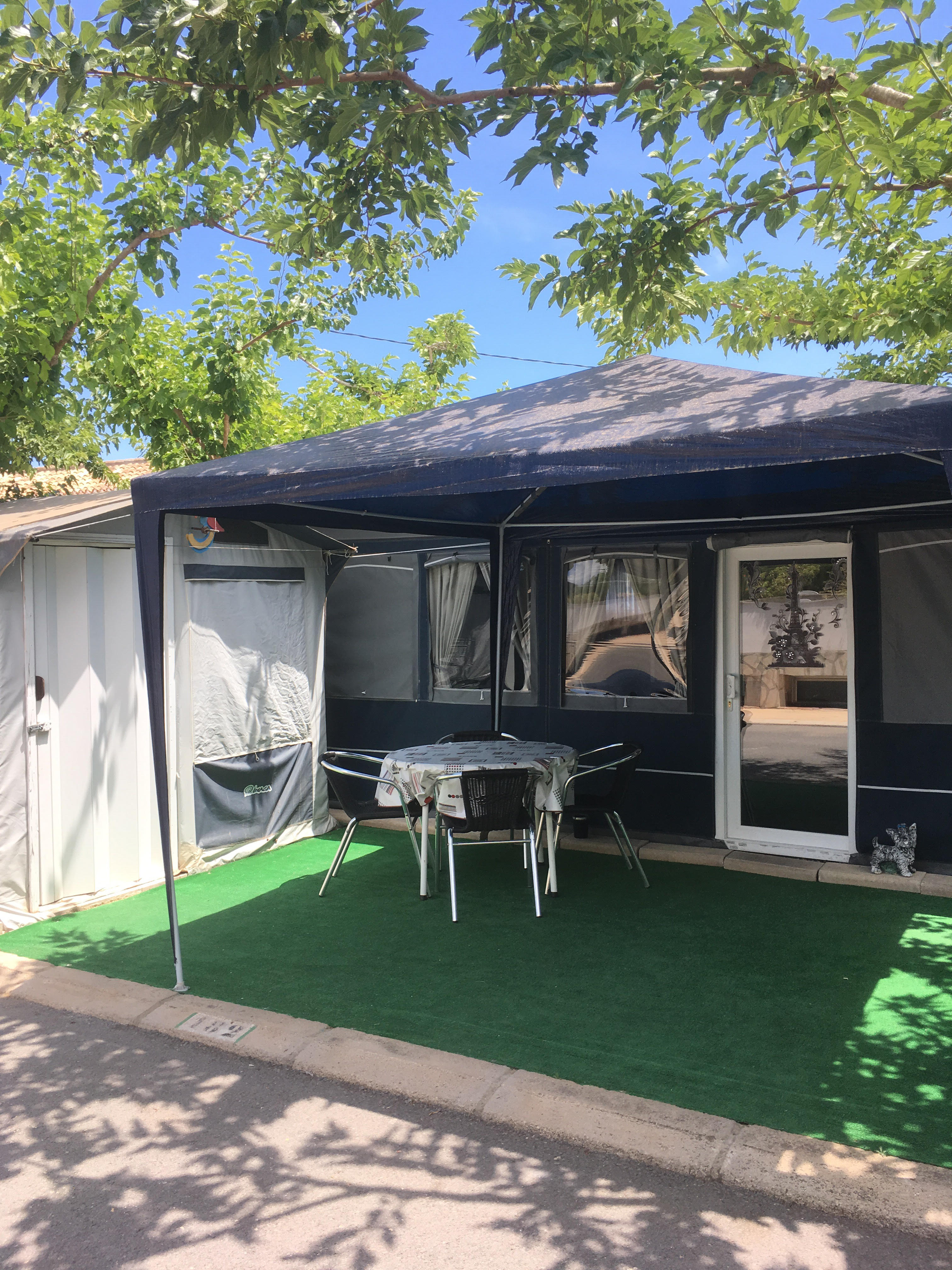 Caravan And Awning For Sale On Camping Armanello Campsite in Benidorm ...