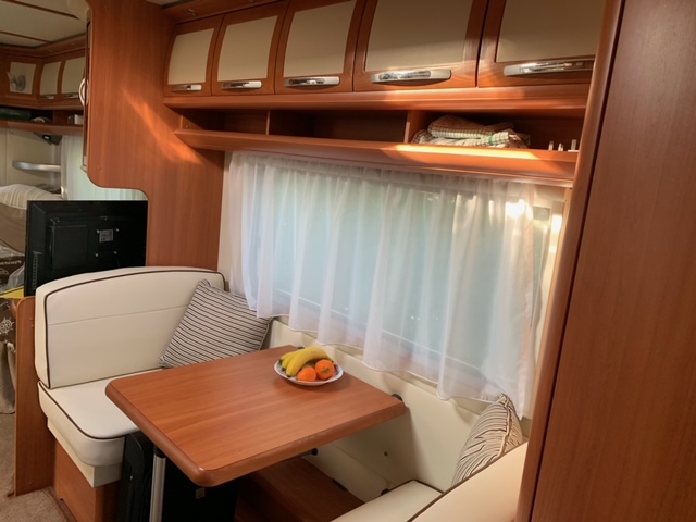Hobby 695 VIP Touring Caravan & Awning For Sale In La Manga Del Mar ...