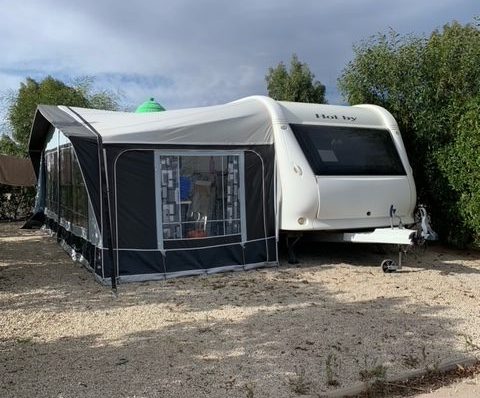 Hobby 695 VIP Touring Caravan & Awning For Sale In La Manga Del Mar ...