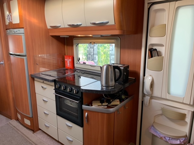 Hobby 695 VIP Touring Caravan & Awning For Sale In La Manga Del Mar ...