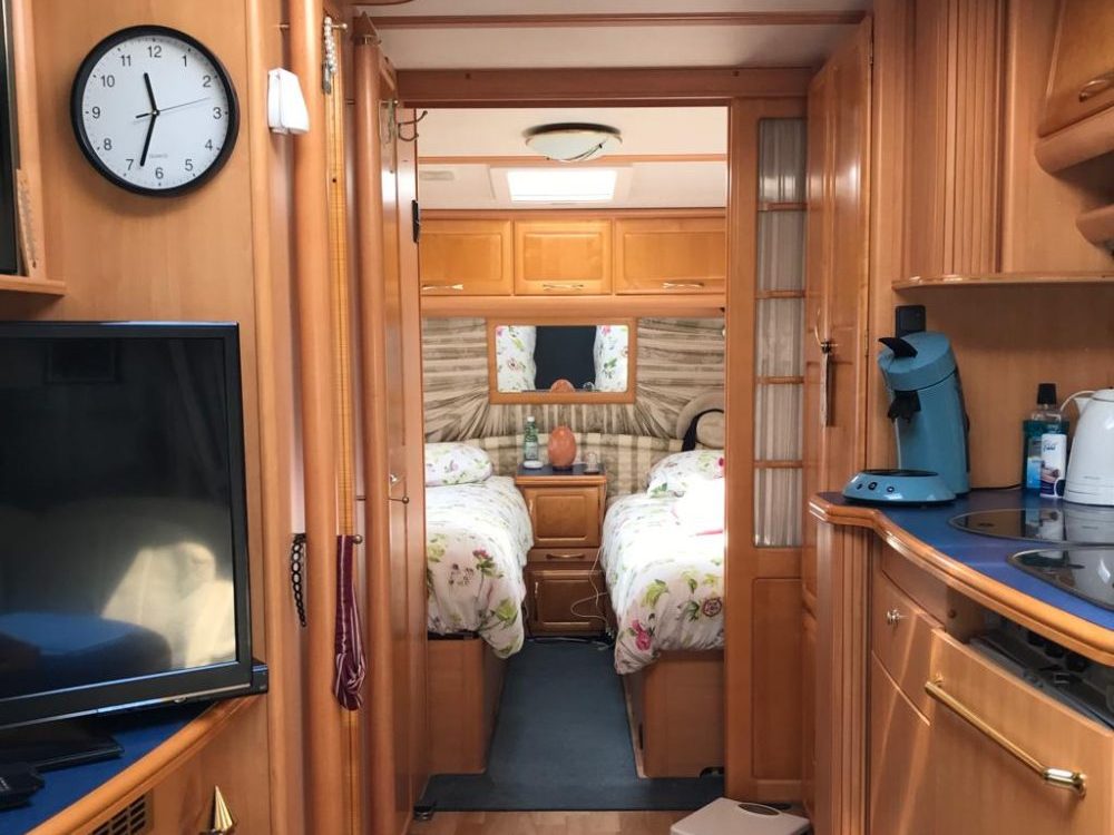 LMC Lord 610 Exquisit Touring Caravan & Awning For Sale On Camping ...