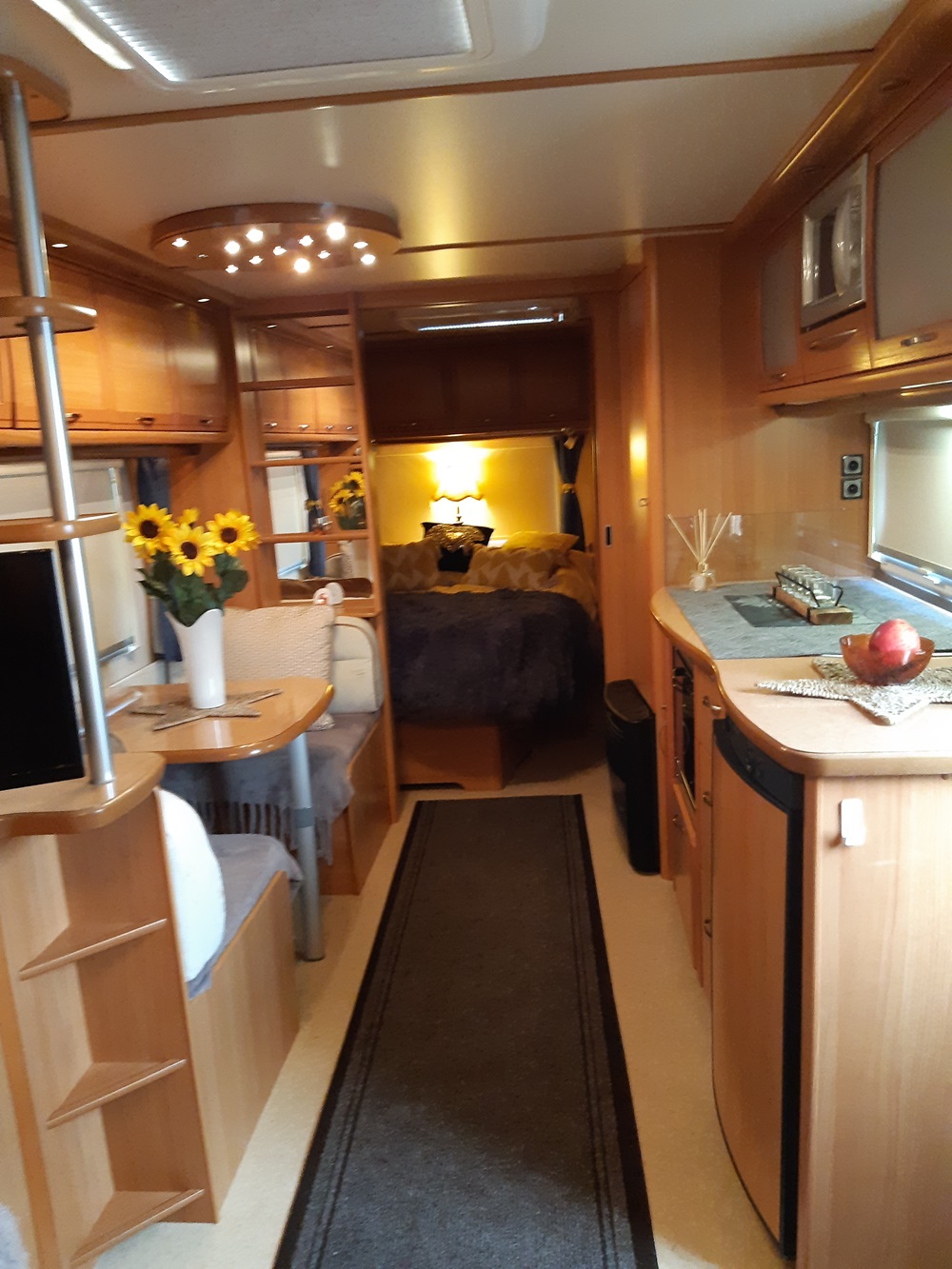 Fendt Platin 650 Touring Caravan For Sale On Camping Benidorm Campsite ...