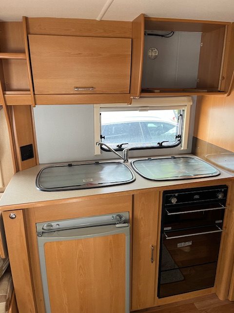 Compass Corona Club 544 Touring Caravan For Sale In Alicante £7,500 ...