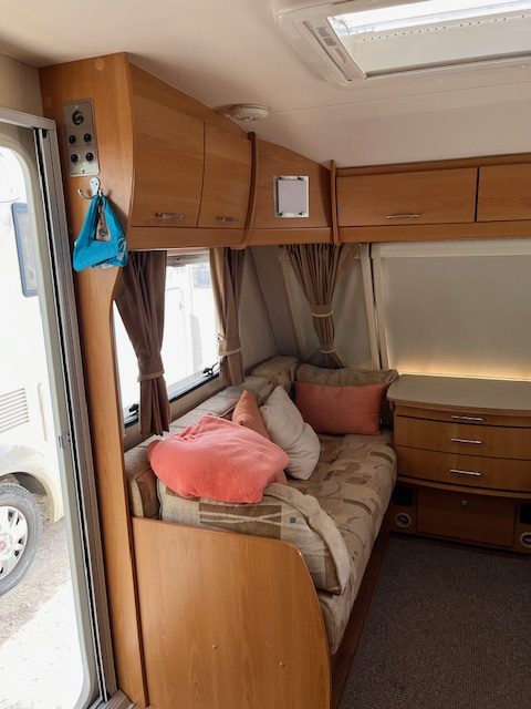 Compass Corona Club 544 Touring Caravan For Sale In Alicante £7,500 ...