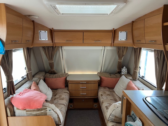 Compass Corona Club 544 Touring Caravan For Sale In Alicante £7,500 ...