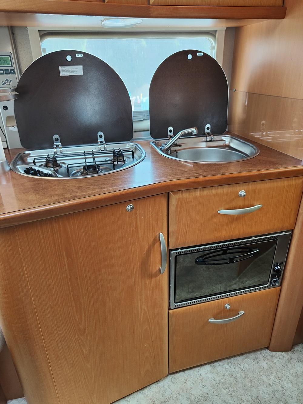 Fendt 550 Diamant Touring Caravan & Awning For Sale On Camping Villasol ...