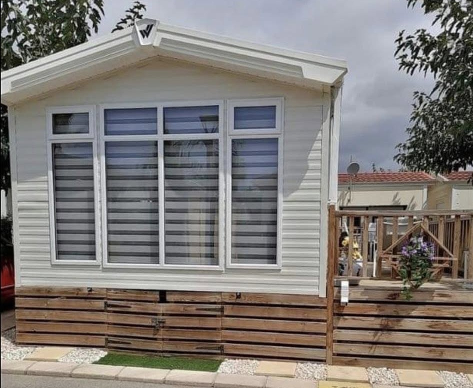 Stunning Willerby Avonmore Mobile Home For Rent On Camping Almafra ...